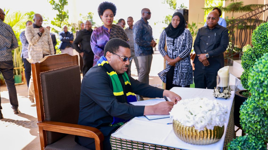 DKT. MWIGULU AHANI MSIBA WA MAREHEMU JENISTA MHAGAMA - Mzalendo